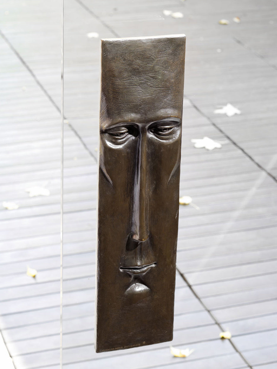 Wall Handle With Face, Medium – Galerías Sergio Bustamante