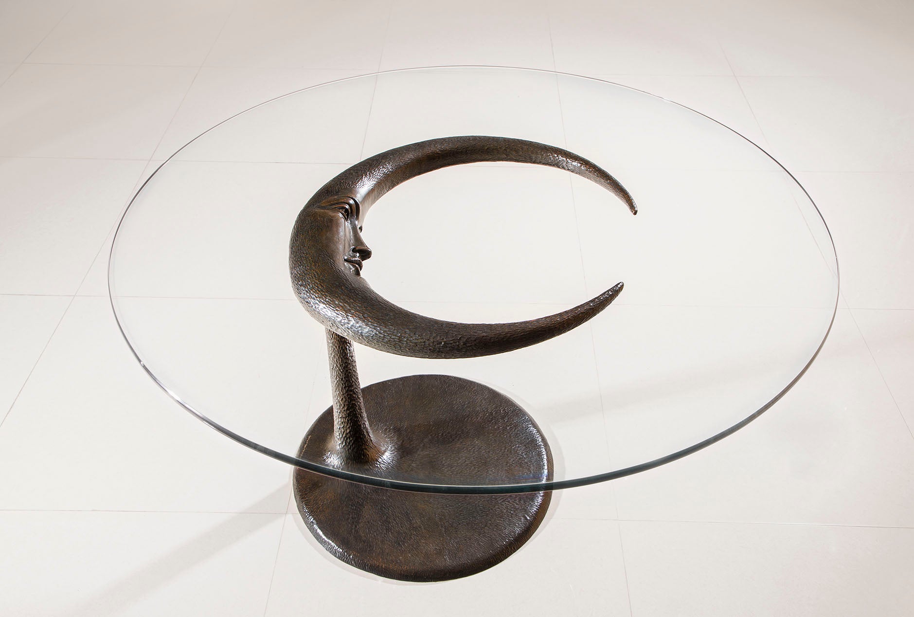 Sevillian dining table – Galerías Sergio Bustamante